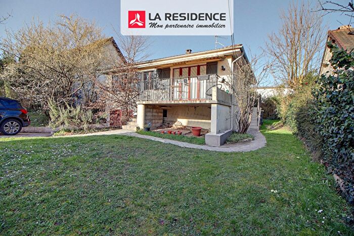 Maison à vendre - Triel-sur-Seine - 4 pièces - 3 chambres