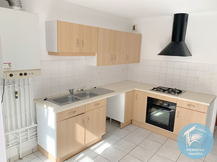 Appartement à louer - Tarare - 3 pièces - 2 chambres