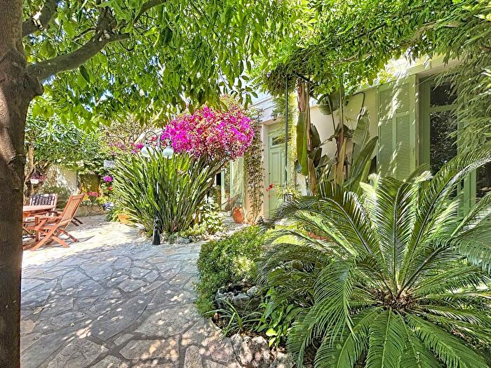 Cannes, Suquet : Appartement 3 pièces à vendre