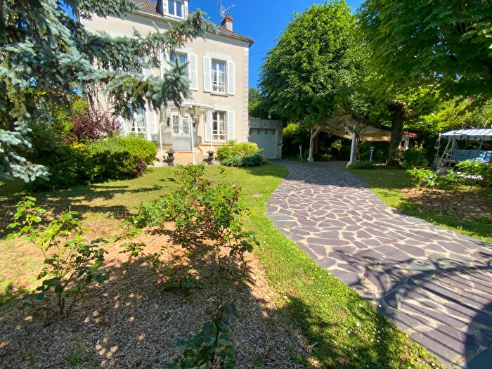 Maison à vendre - Le Raincy, Montfermeil, Grands Côteaux - 11 pièces - 7 chambres