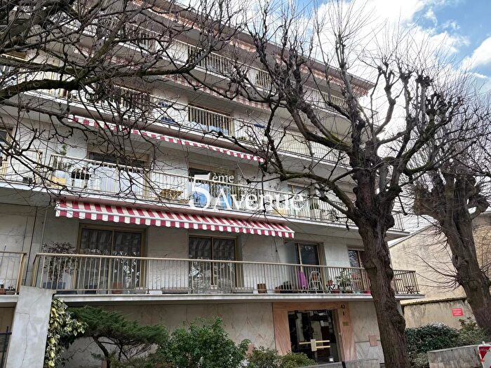 Appartement à vendre - Saint-Maur-des-Fossés, Vieux-Saint-Maur - 3 pièces - 2 chambres