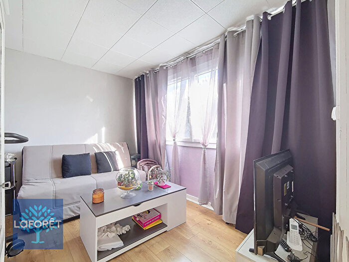 Appartement à vendre - Mennecy, Le Petit Mennecy - 4 pièces - 2 chambres