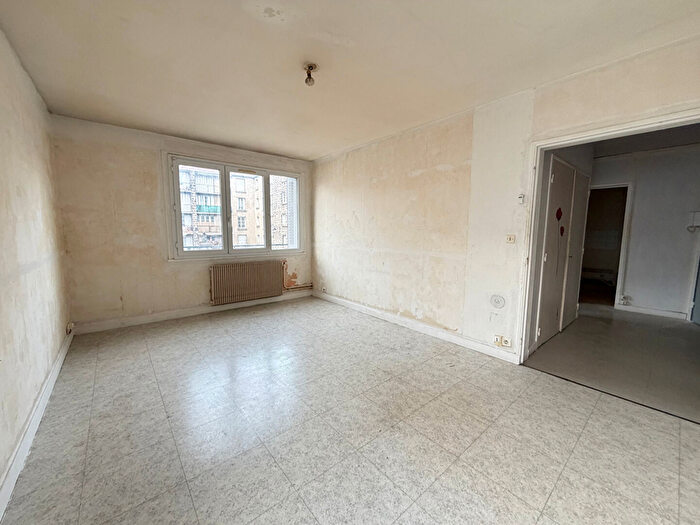 Appartement à vendre - Clermont-Ferrand, Montferrand - 3 pièces - 2 chambres