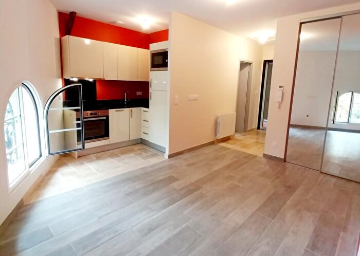 Appartement 1 pièce à Puisseguin, à louer