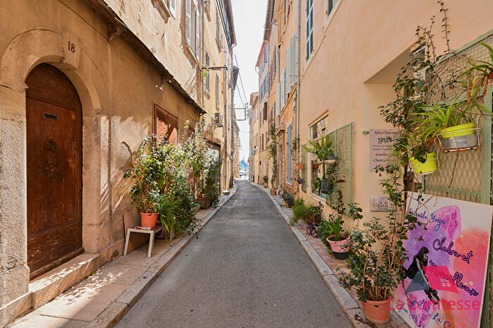 Appartement à vendre - La Ciotat, Centre-ville - 1 pièce