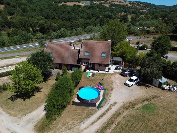 Auzits - Maison 17 pièces à vendre