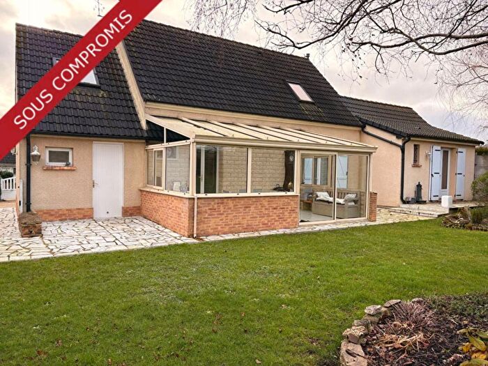 Maison à vendre - Le Coudray-sur-Thelle - 6 pièces - 4 chambres