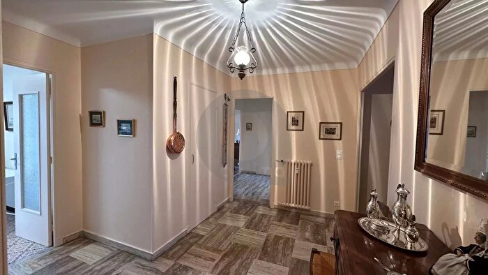 Appartement à vendre - Menton, Hôtel de Ville, Vieille Ville, Musée, Madone, Carnolès - 3 pièces - 2 chambres