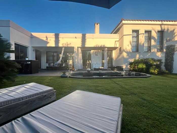 Maison à vendre - Agde, La Ville - 10 pièces - 3 chambres