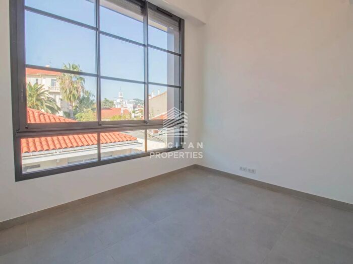 Cannes, Prado, République - Appartement 5 pièces à vendre