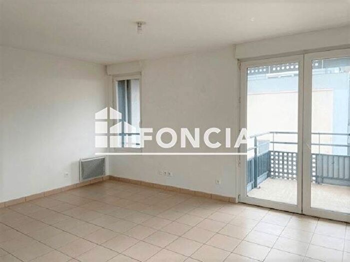 Appartement à louer - Le Point du Jour-Centre Gare, Cergy - 2 pièces - 1 chambre