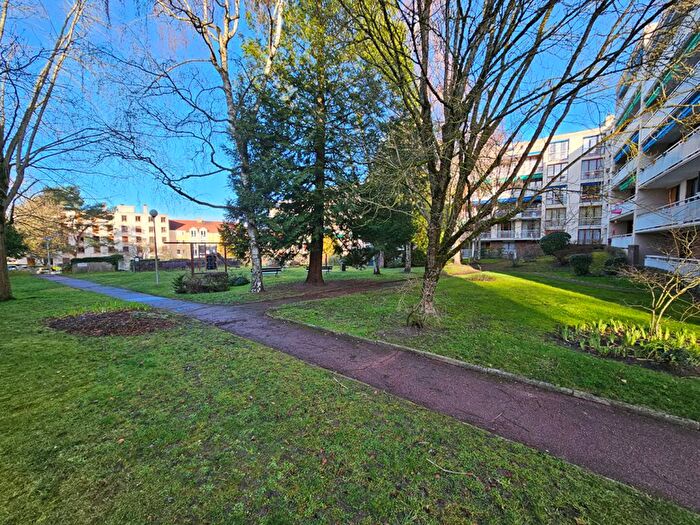 Appartement 3 pièces à Rambouillet, Saint-Hubert, Louvière, à vendre