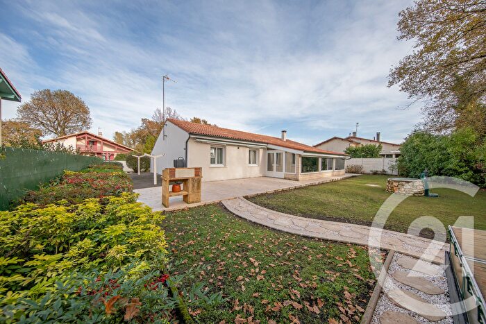 Maison à vendre - Saint-Médard-en-Jalles, Corbiac, Gajac, Magudas - 5 pièces - 3 chambres