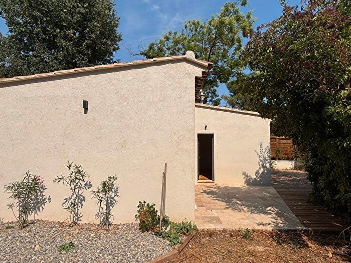 Les Milles, Aix-en-Provence : Maison 2 pièces à louer