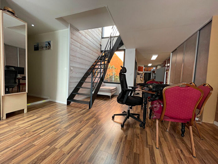 Maison à vendre - Villeneuve-dAscq - 4 pièces - 3 chambres