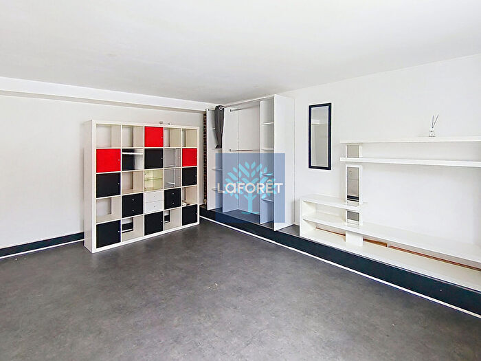 Appartement 1 pièce à louer à Deuil-la-Barre, Centre-ville, Côte