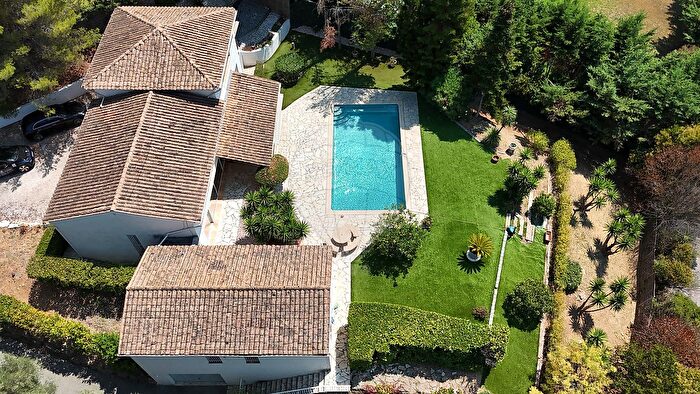 Maison 5 pièces à Antibes, Juan-les-Pins, Le Cap, à vendre