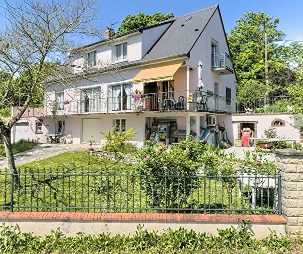 Maison à vendre - La Chapelle-Saint-Mesmin - 7 pièces - 5 chambres
