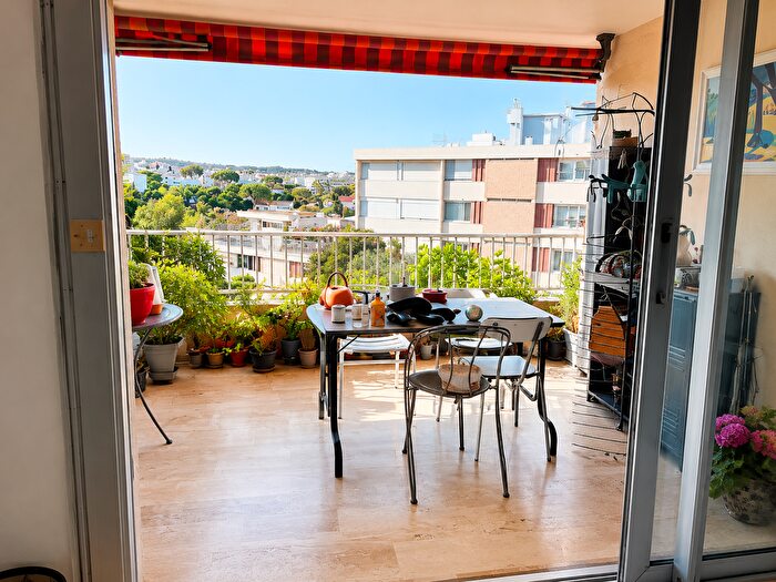 Antibes, Antibes-les-Pins, Trianon, Le Fournel, Peyregoue - Appartement 3 pièces à louer