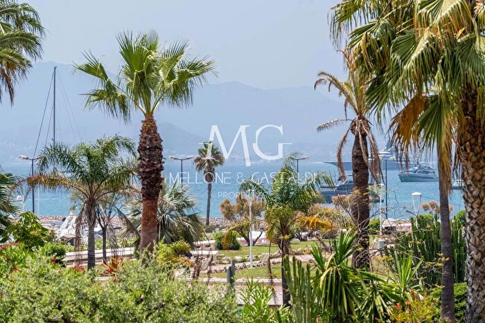 Appartement à vendre - Cannes, Pointe Croisette - 3 pièces - 2 chambres