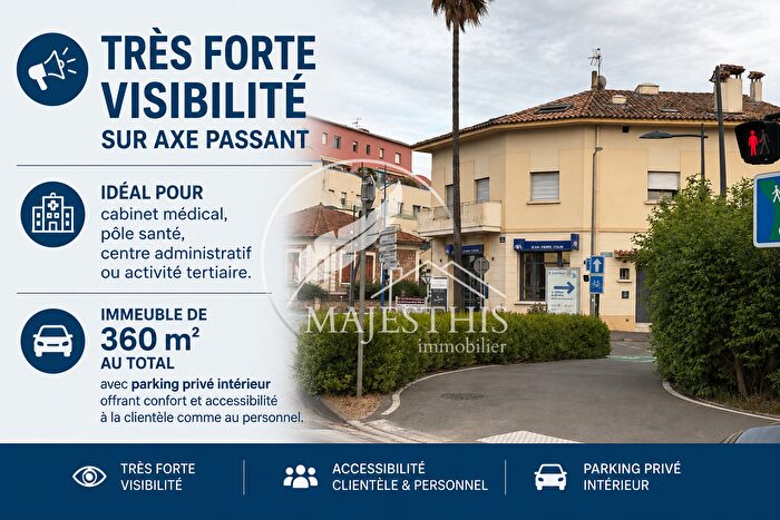 Maison 12 pièces à vendre à Hyères, Gare, Godillot