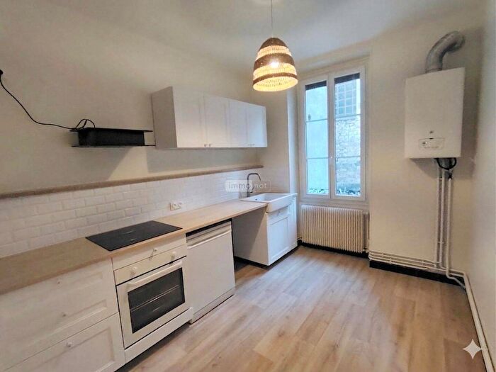 Appartement à louer - Centre, Chalon-sur-Saône - 3 pièces - 2 chambres