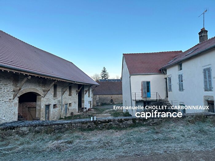 Maison 7 pièces à vendre à Vitteaux