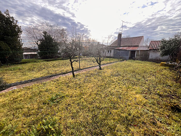 Maison à vendre - Venansault - 2 pièces - 1 chambre