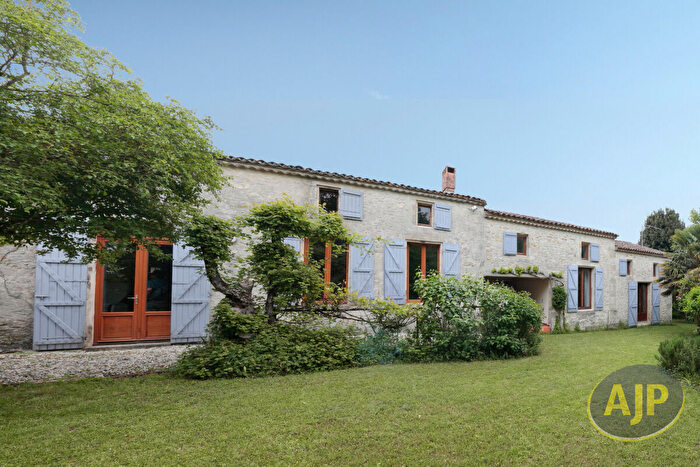 Maison à vendre - Civrac-en-Médoc - 5 pièces - 3 chambres