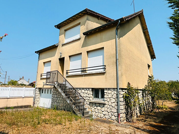 Le Lude : Maison 4 pièces à vendre