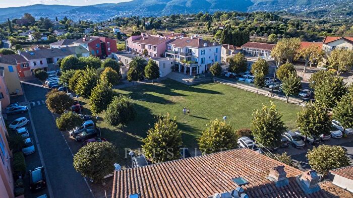 Appartement à vendre - Grasse, Saint-Antoine, Aspres, Plascassier - 3 pièces - 2 chambres