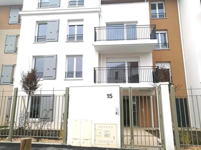 Appartement à louer - Corbeil-Essonnes, Nacelle, Papeterie - 1 pièce