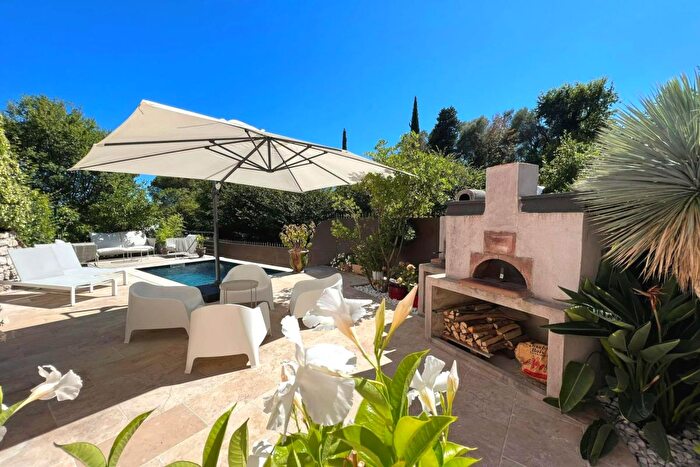 Maison à vendre - Vence, Saint-Martin, Lubiane, Le Suve - 4 pièces - 3 chambres