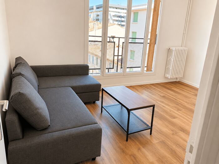 Baille, Marseille 5ème arrondissement - Appartement 3 pièces à louer