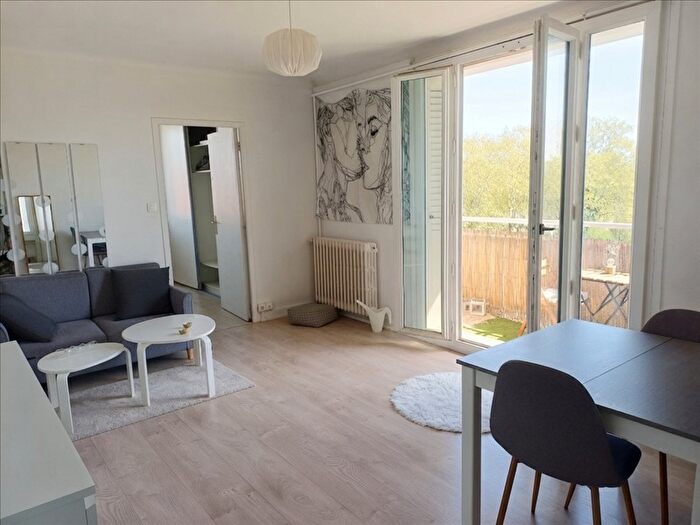 Appartement 3 pièces à Lyon 7ème, Jean Macé, à louer