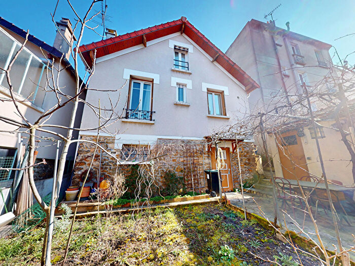 Maison à vendre - Villemomble, Centre-ville, Orangerie - 3 pièces - 3 chambres