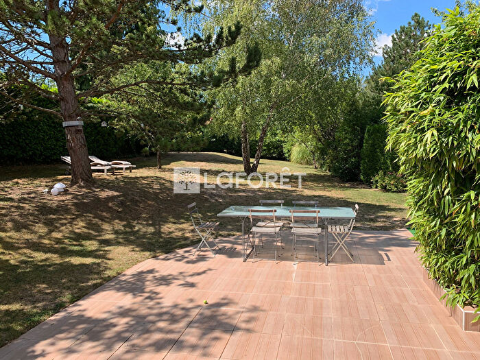 Maison 6 pièces à Bazemont, à louer