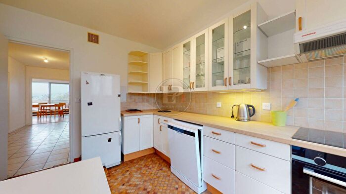 Appartement à louer - Mareil-Marly - 3 pièces - 2 chambres