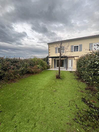 Maison à louer - Saint-Chaptes - 4 pièces - 3 chambres