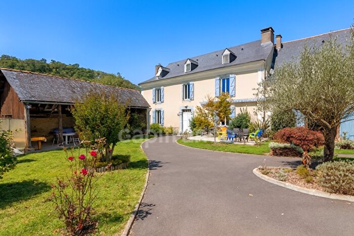 Maison à vendre - Escoubès-Pouts - 10 pièces - 7 chambres