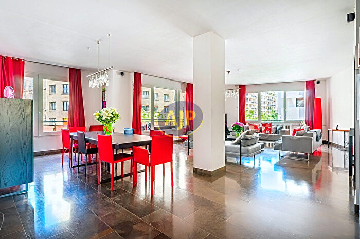 Appartement 5 pièces à Paris 16ème, Muette-Nord, Trocadéro, à vendre