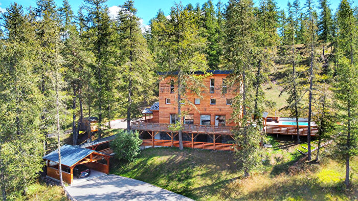 Maison à vendre - Beuil - 6 pièces - 5 chambres