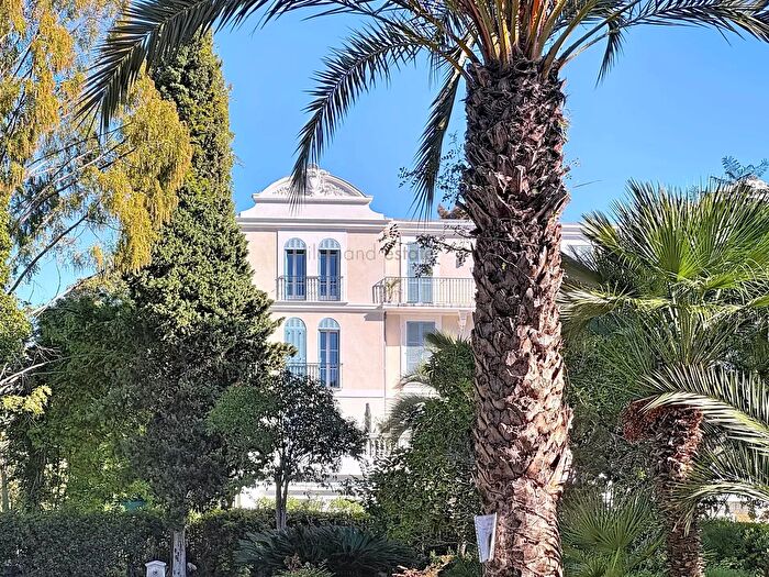 Appartement à vendre - Cannes, Californie Pezou - 2 pièces - 1 chambre