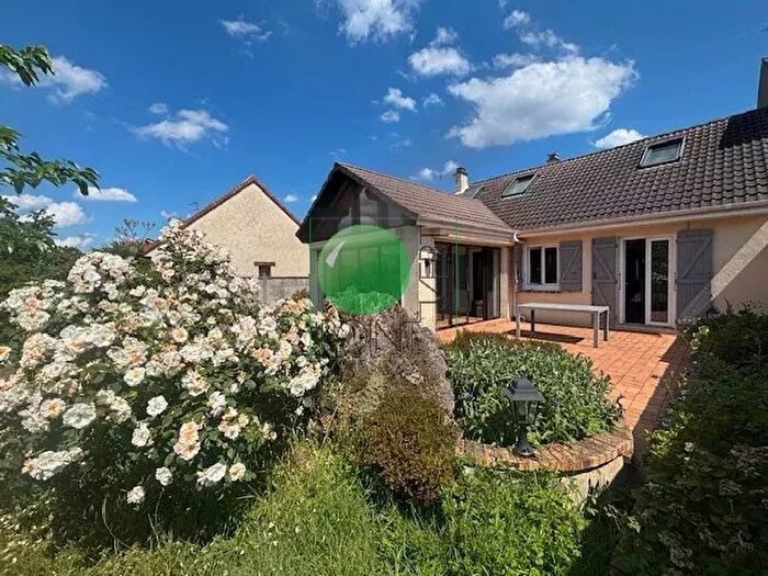 Maison 5 pièces à Saint-Vrain, à vendre