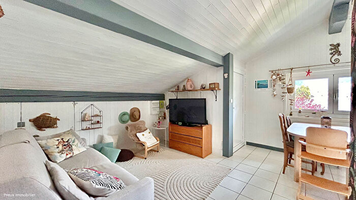 Appartement à vendre - Marignier - 3 pièces - 2 chambres