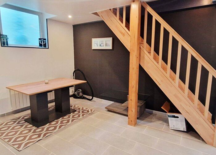 Maison à louer - Trouville-sur-Mer - 4 pièces - 3 chambres