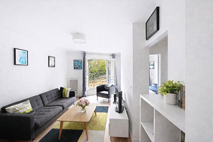 Appartement à vendre - Paris e , Gambetta - 2 pièces - 1 chambre