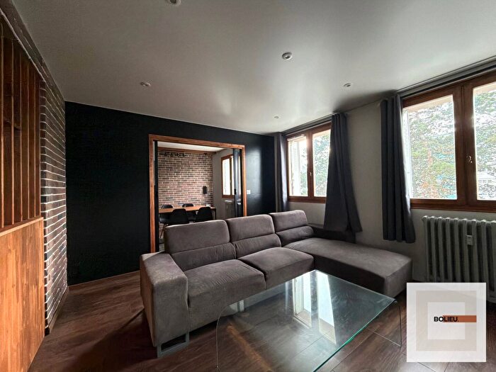 Appartement à louer - Annemasse - 4 pièces - 2 chambres