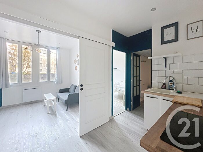 Appartement à vendre - Choisy-le-Roi, Centre-ville, Parc Prairie, Hautes Bornes - 2 pièces - 1 chambre