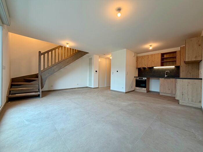 Cluses, Centre-ville : Appartement 2 pièces à vendre